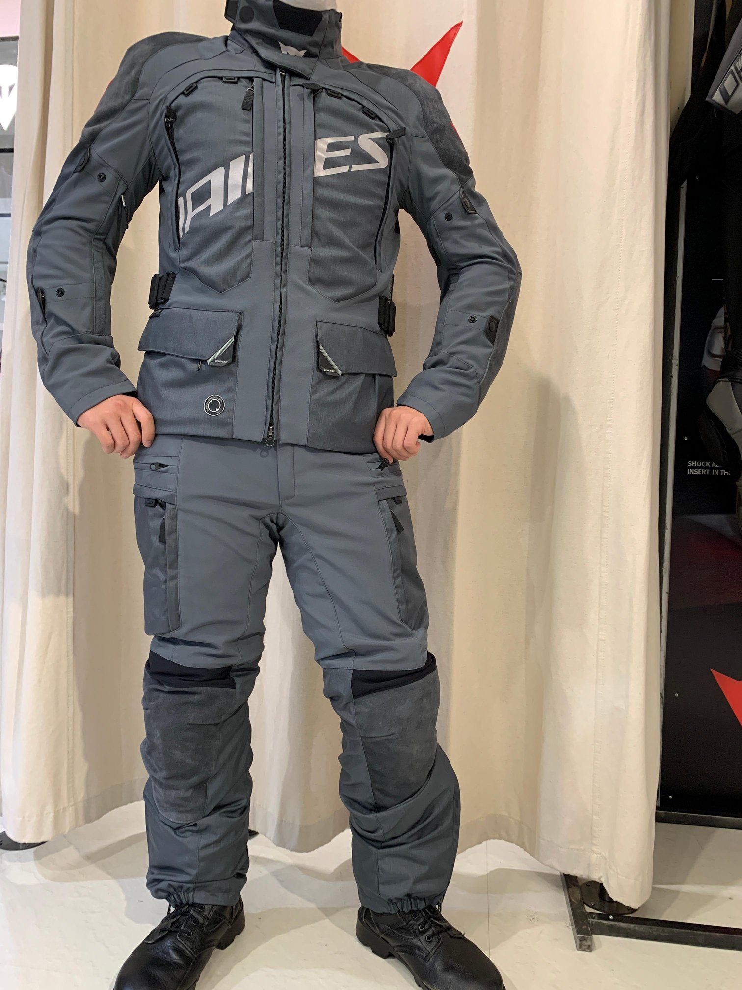 秋冬装備第3弾！新商品【SPRINGBOK 3L ABSØLUTESHELL™ 】JACKET＆PANTS