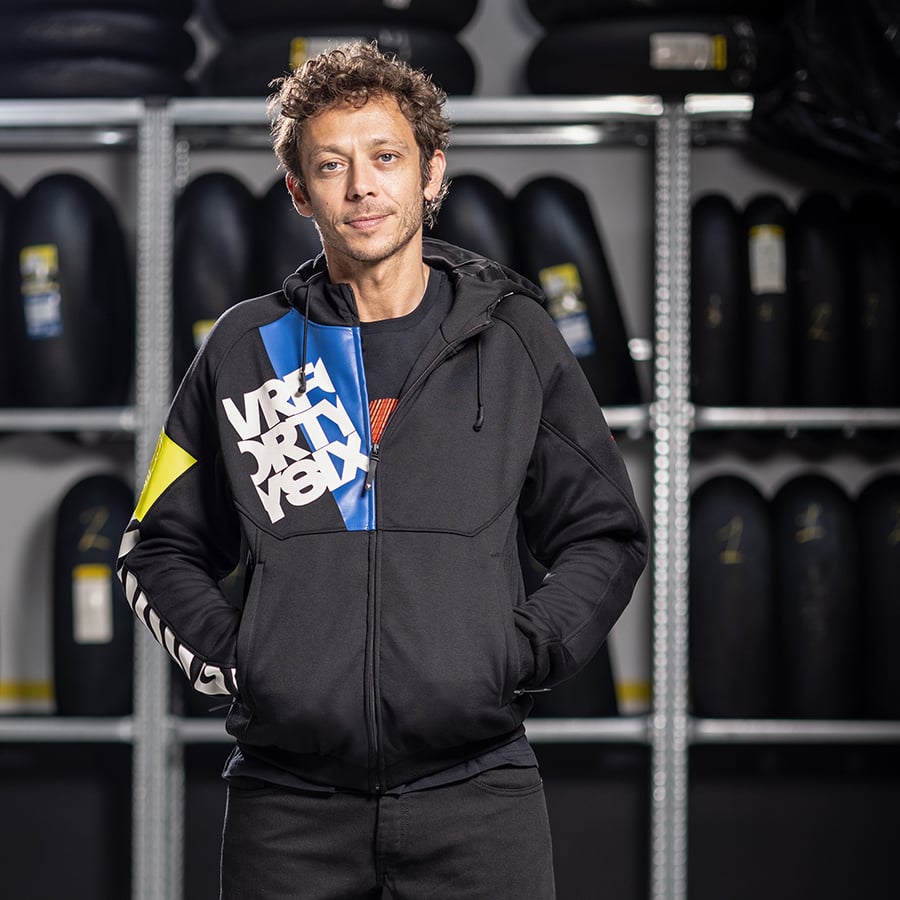 ロッシファンには堪らないDAINESE×VR46コラボデザインの新作が入荷！