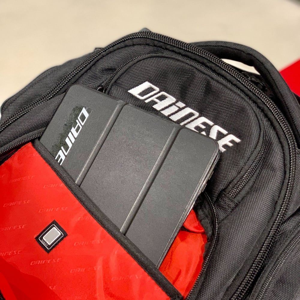これなしで遠出できない!【D-GAMBIT BACKPACK】を詳しくご紹介!