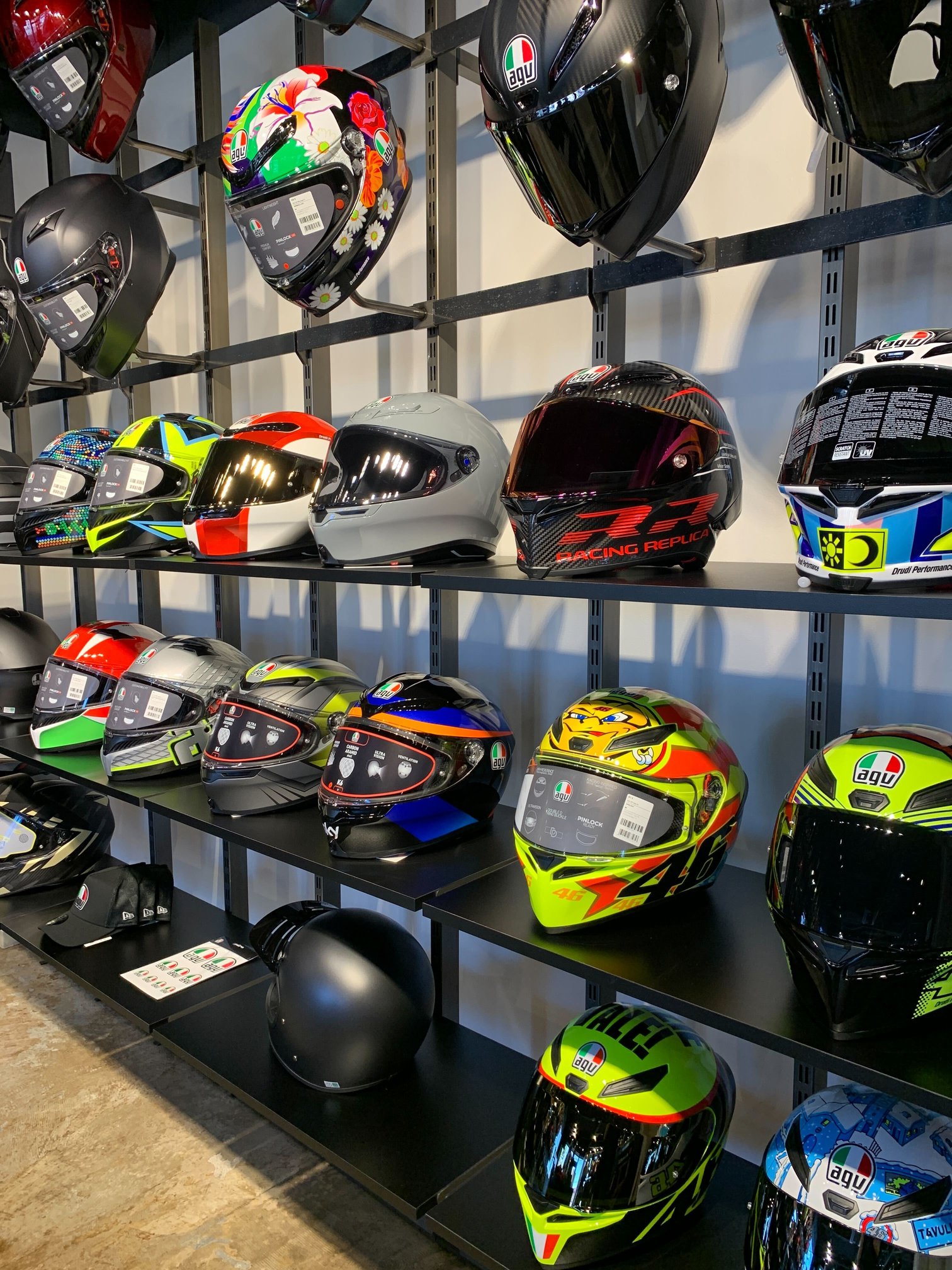 AGV【K6】が『K6S』へ！進化を遂げた『K6S』のご紹介です