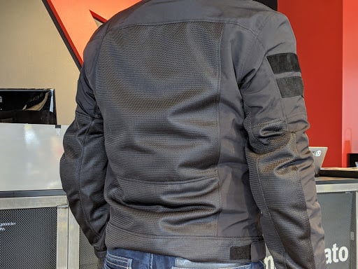 AIR-TRACK TEX JACKET・カラーのご紹介☆