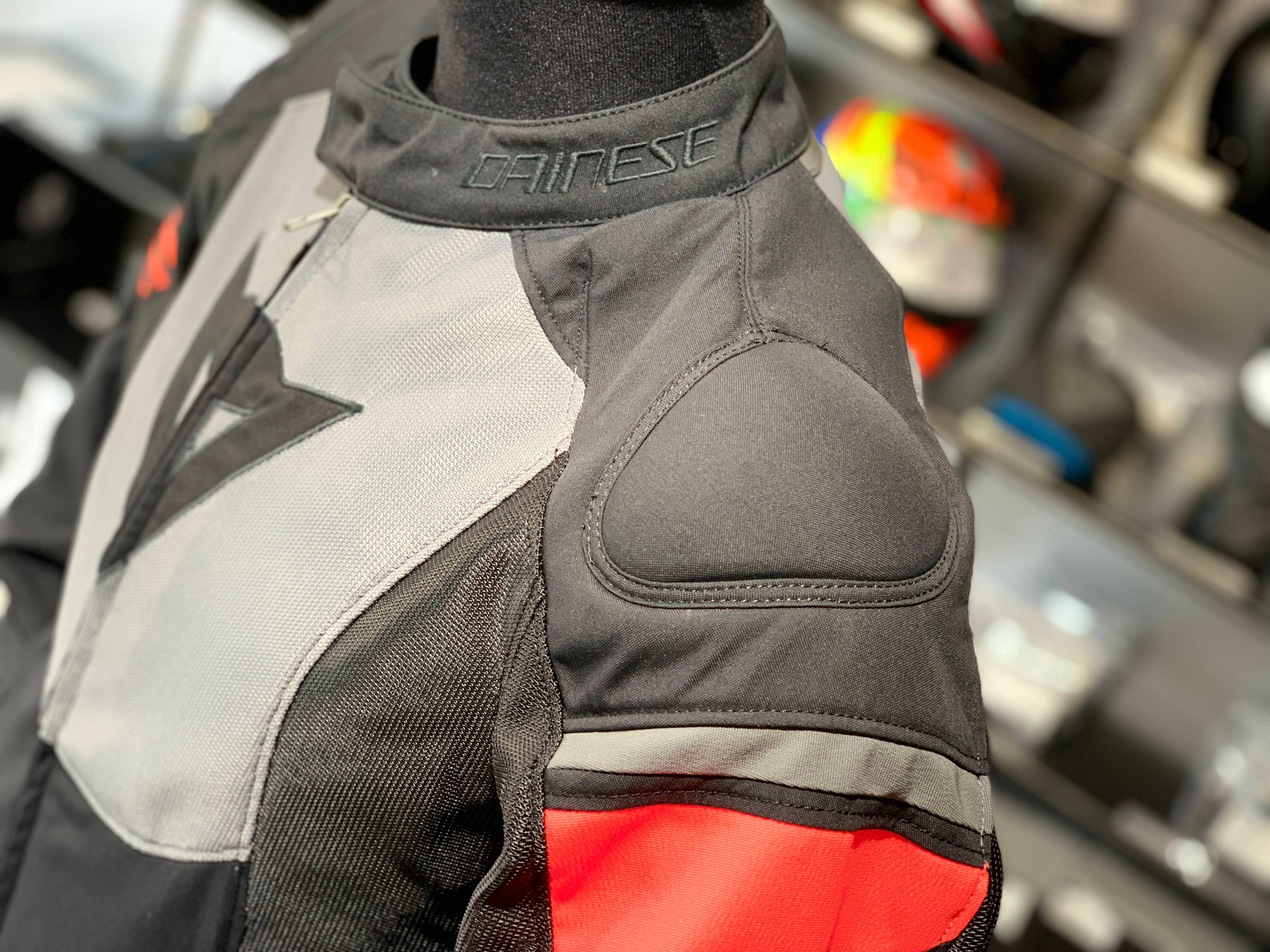 夏におすすめ AIR FAST TEX JACKET