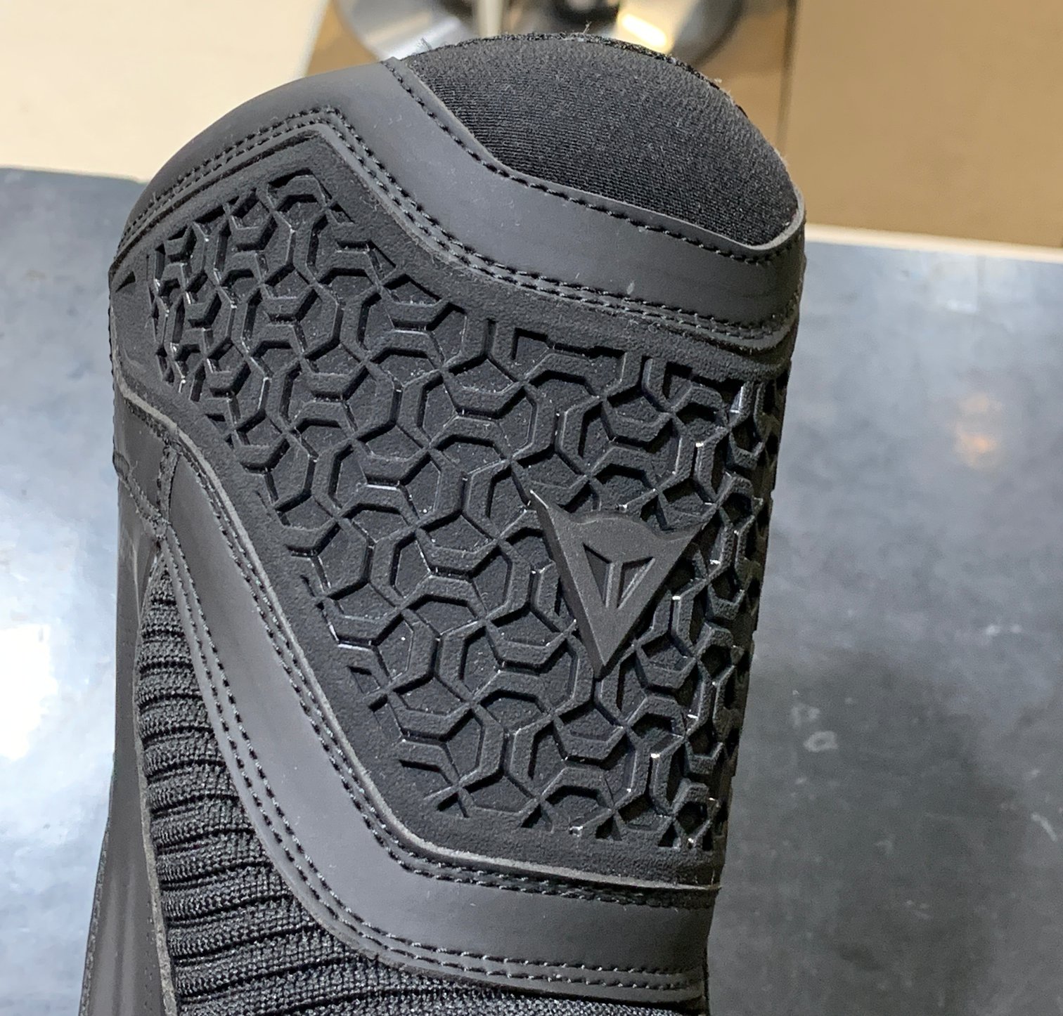 【最軽量】新作ゴアテックスブーツの特徴と魅力- FREELAND 2 GORE-TEX BOOTSのご紹介