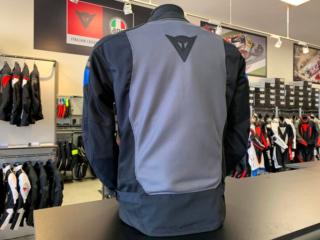 スポーティ+軽さと涼しさが相まったメッシュジャケット【AIR FAST TEX JACKET】